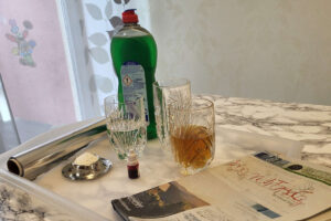 2 tolle Experimente: Vulkanausbruch und Feuerwerk im Glas - Create ...